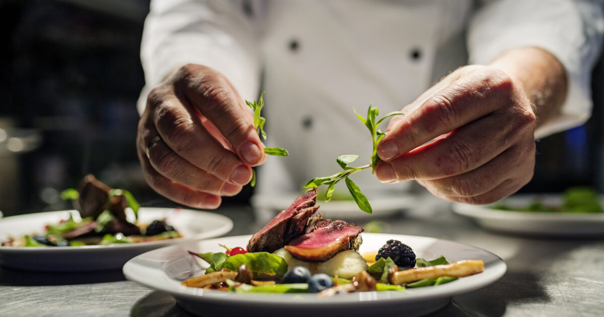 The Best Chef Awards 2025: Ο Rasmus Munk στην κορυφή και οι Έλληνες σεφ ...