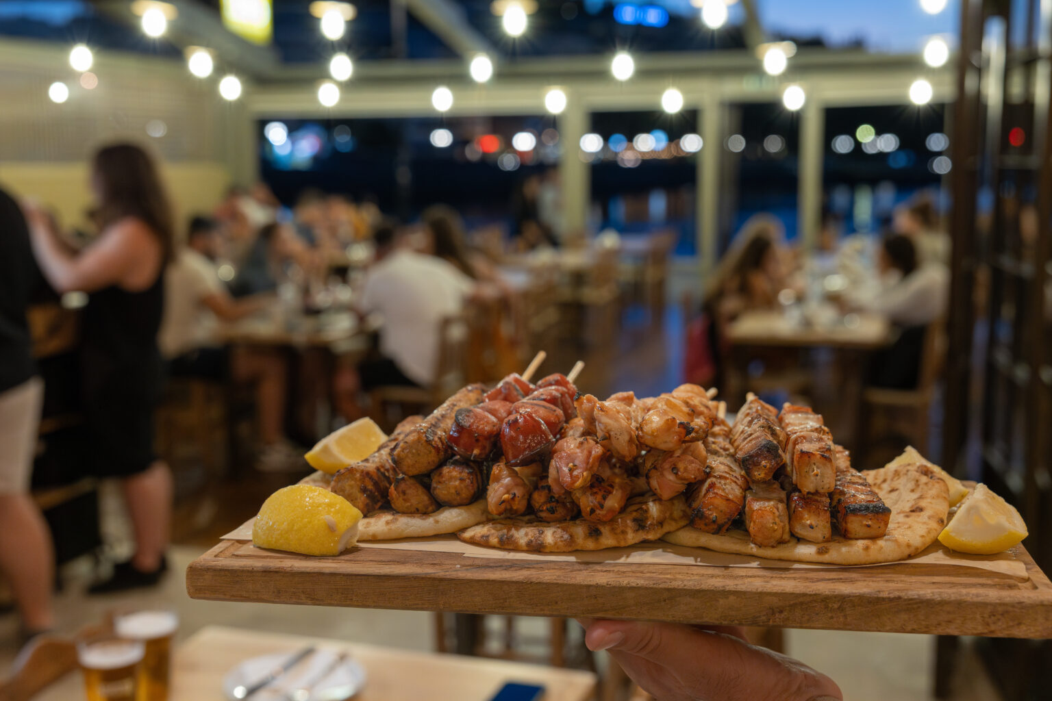 Η ελίτ της Χαλκίδας: Τα hot spots που πρέπει να επισκεφθείτε