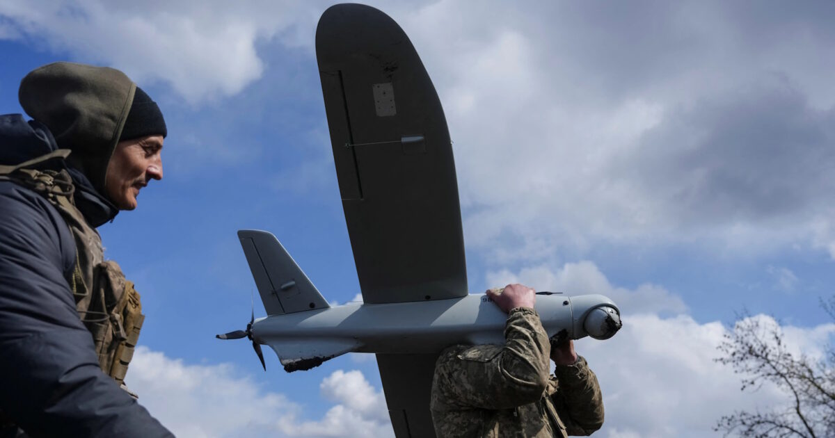 Σιβηρία: Για πρώτη φορά drones επιτέθηκαν σε διυλιστήριο πετρελαίου ...