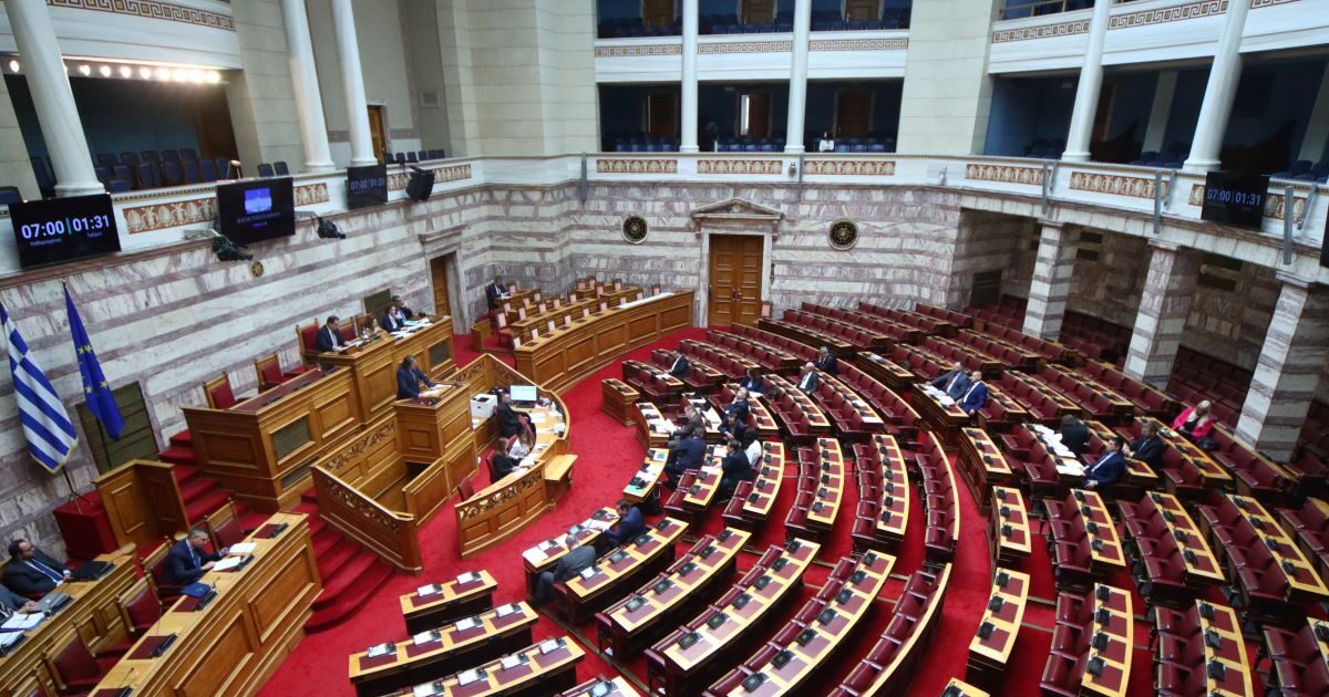 Δημοσκόπηση Metron Analysis: Η ΝΔ προηγείται με 15,8 μονάδες του ΠΑΣΟΚ ...