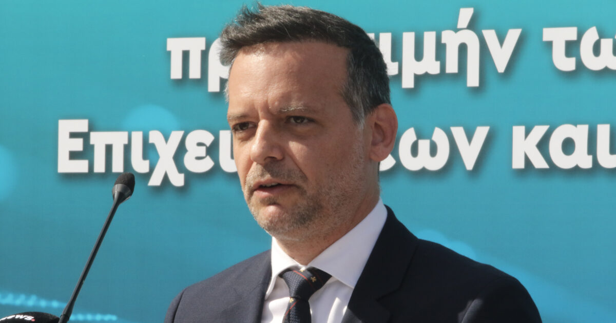 Χάρης Δούκας: Υπάρχουν στελέχη του ΠΑΣΟΚ που σφιχταγκαλιάζονται με την ΝΔ