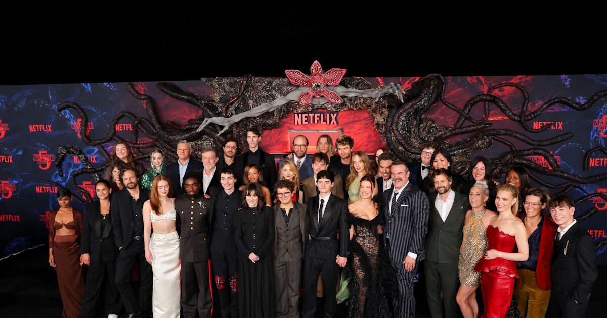 Stranger Things: Έρχονται τα «πάνω κάτω» στην 5η και τελευταία σεζόν ...