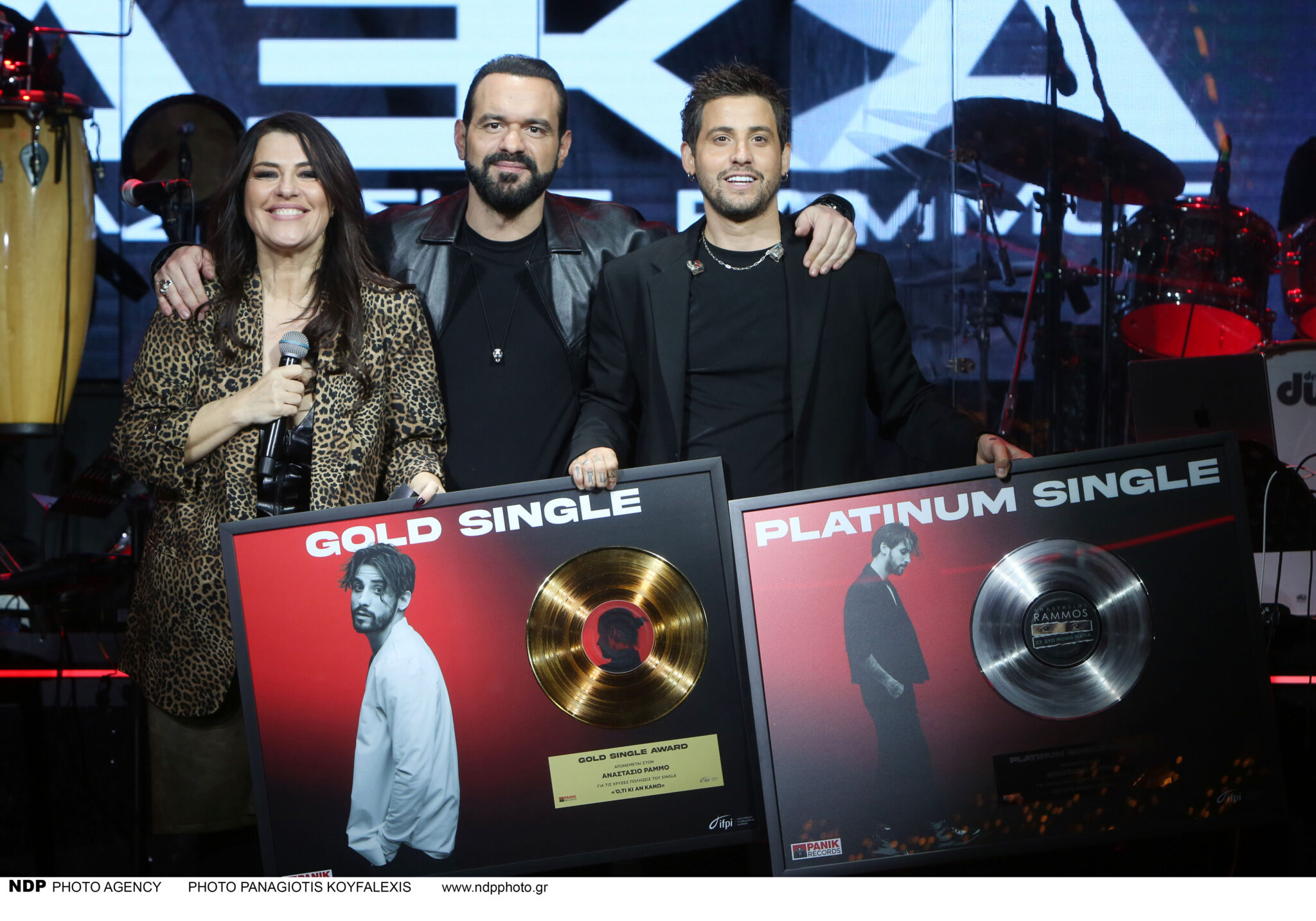 Ο Αναστάσιος Ράμμος παρουσίασε το νέο του album με τίτλο «Δέκα ...