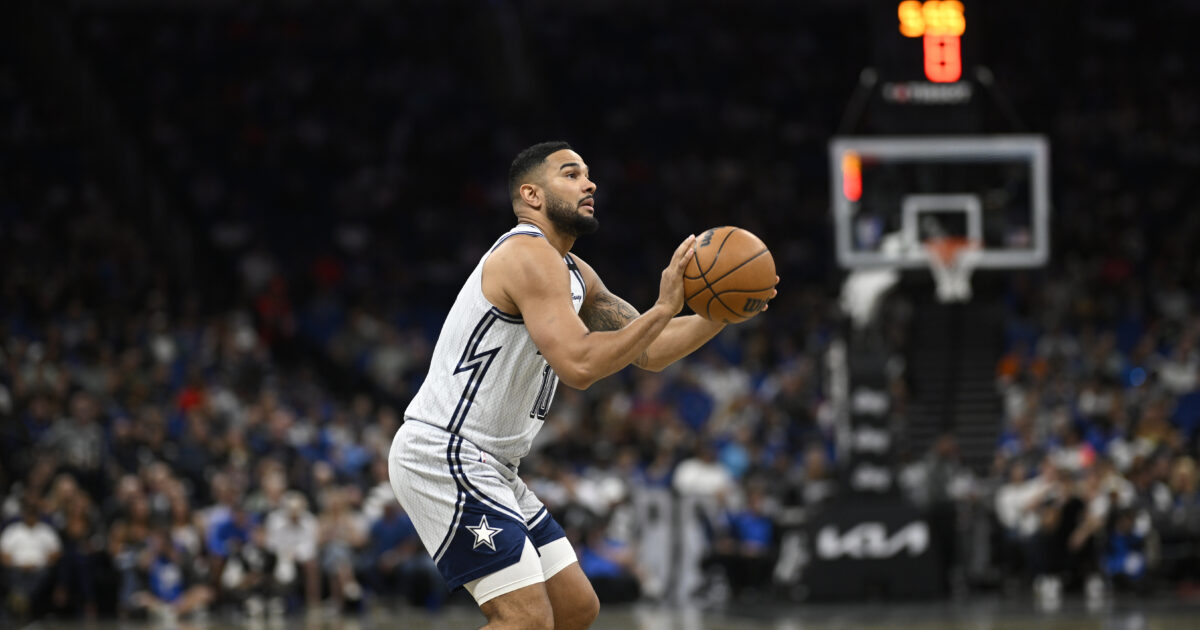 Ολυμπιακός: Τη Δευτέρα στην Αθήνα για τους Πειραιώτες ο Κόρι Τζόζεφ