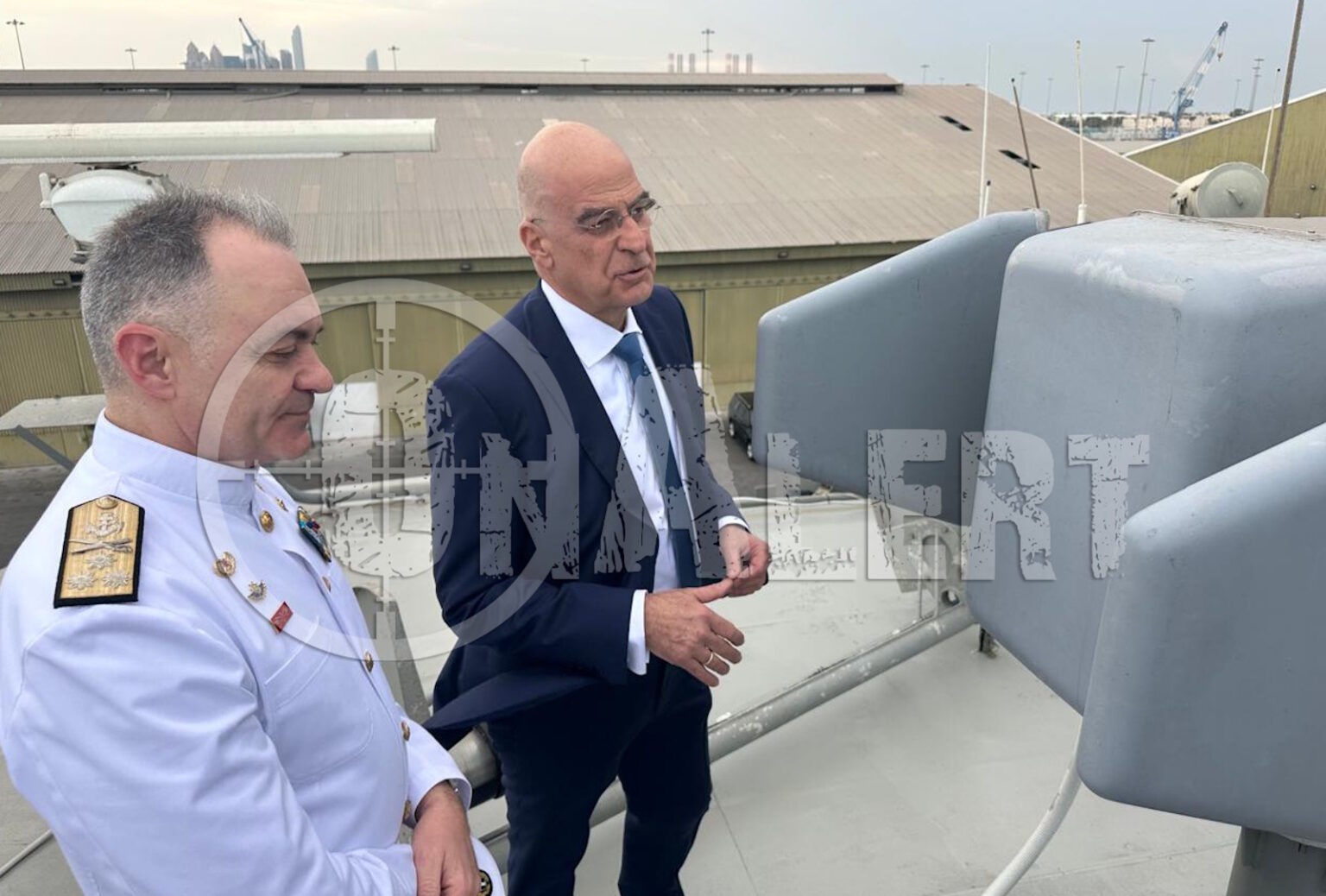 Ένοπλες Δυνάμεις: Το ελληνικό αντι-drone σύστημα «Κένταυρος ...