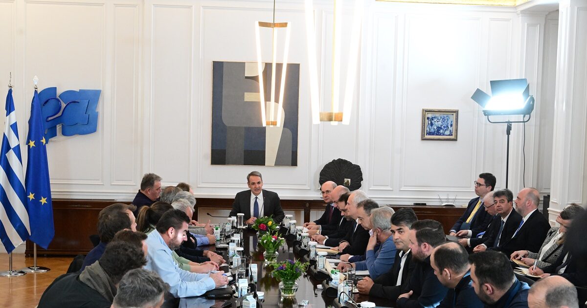 Αγροτικό πετρέλαιο χωρίς ΕΦΚ και ΦΠΑ έβγαλε η συνάντηση Μητσοτάκη ...