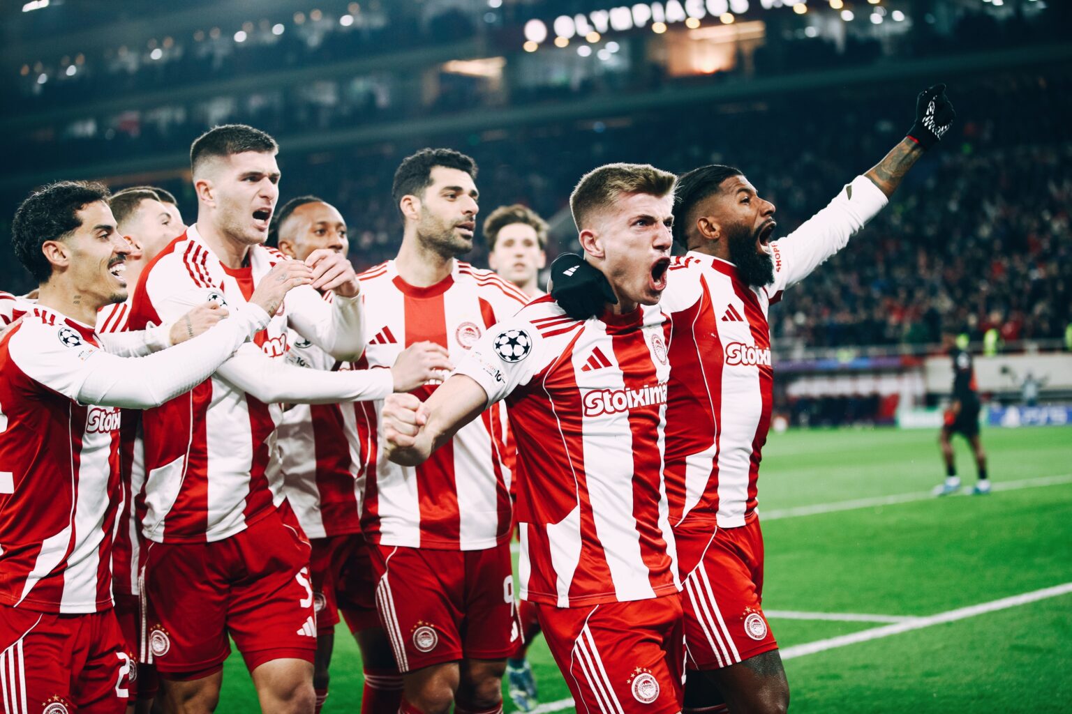 Ο Ολυμπιακός 24ος μετα την 7η αγωνιστική στο Champions League, τελικός ...