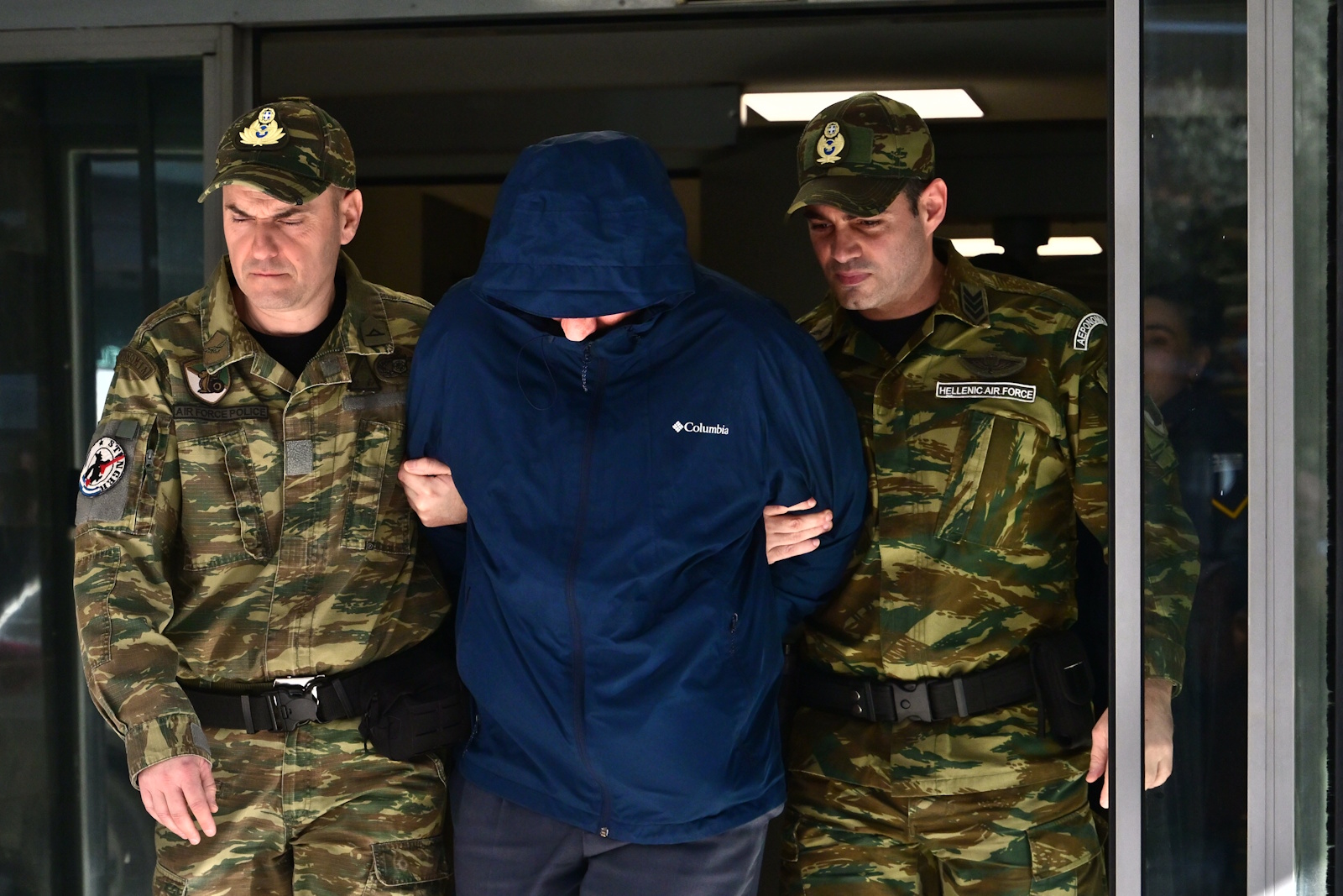 Ο 54χρονος σμήναρχος κατάσκοπος της Κίνας με τη «διπλή» ζωή, τα κρυφά ...