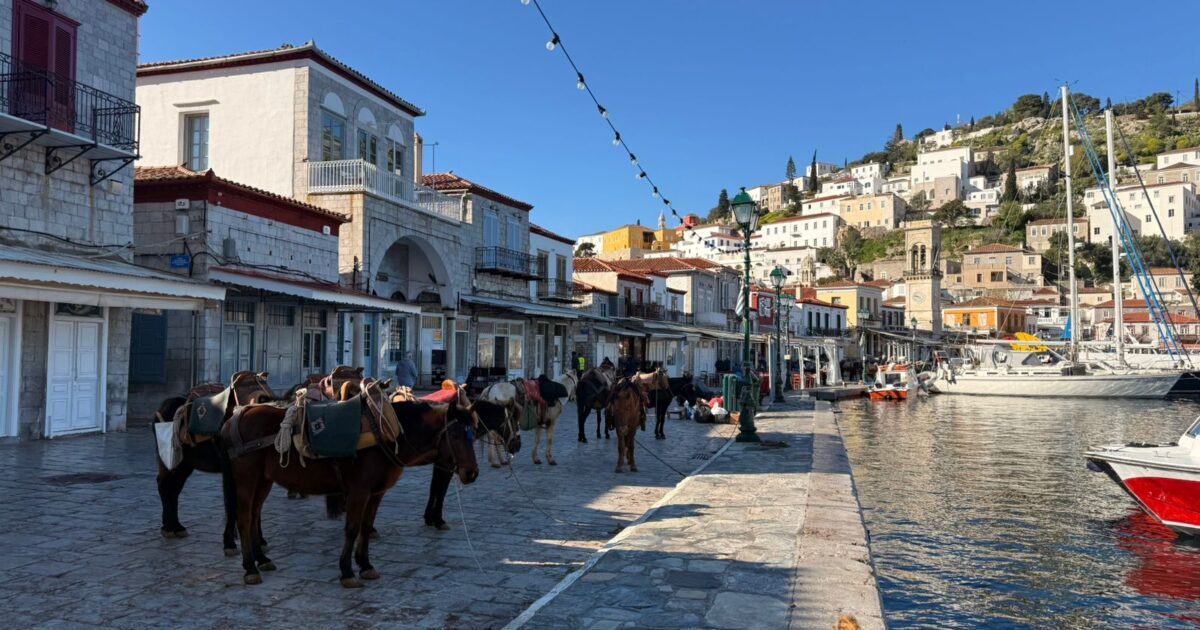Αποστολή στην Ύδρα: Το newsit.gr στα γυρίσματα της ταινίας με τον ...