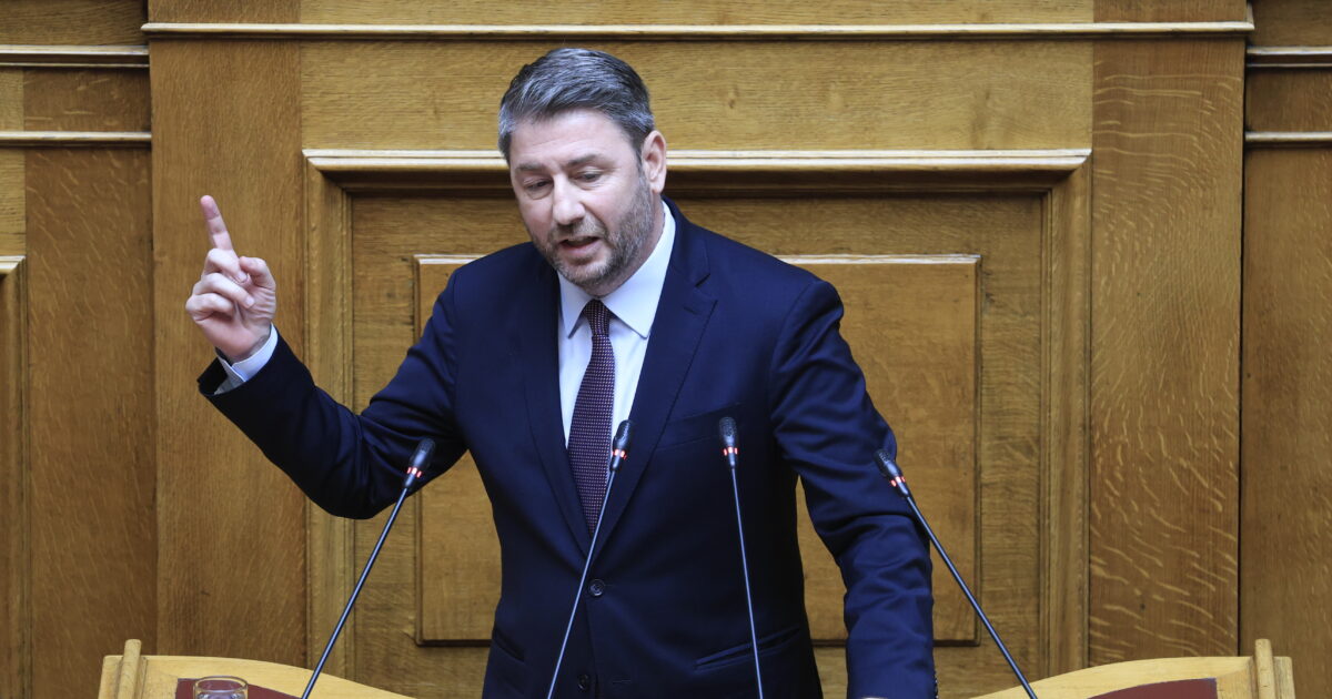 Ανδρουλάκης κατά κυβέρνησης για τις υποκλοπές: Κάνετε τις κότες ...