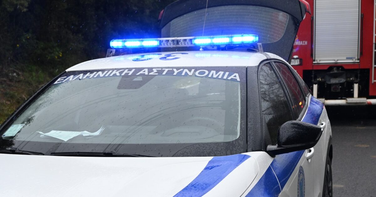 Άγιος Παντελεήμονας: 29χρονος σε αμόκ έσπασε με κοντάρι πάνω από 30 ...