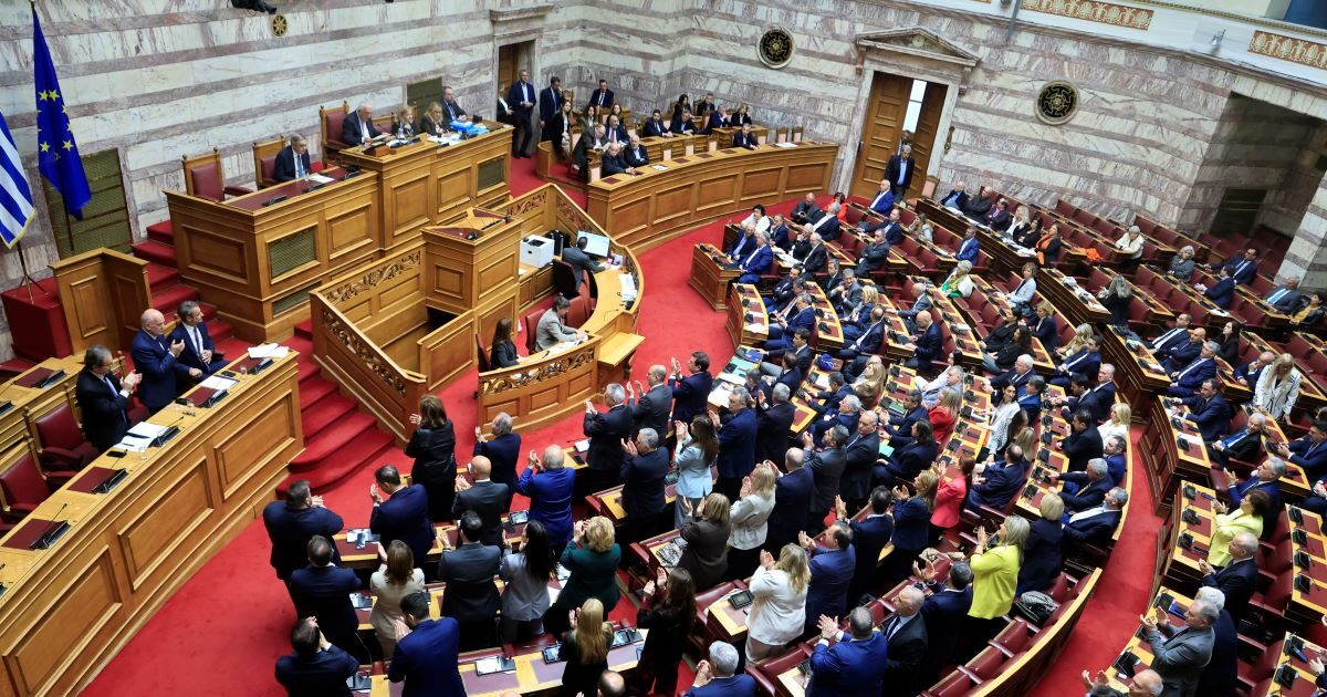 Μπετόν η ΚΟ της ΝΔ στην ψηφοφορία για τις άρσεις ασυλίας ^ διαψεύστηκαν ...