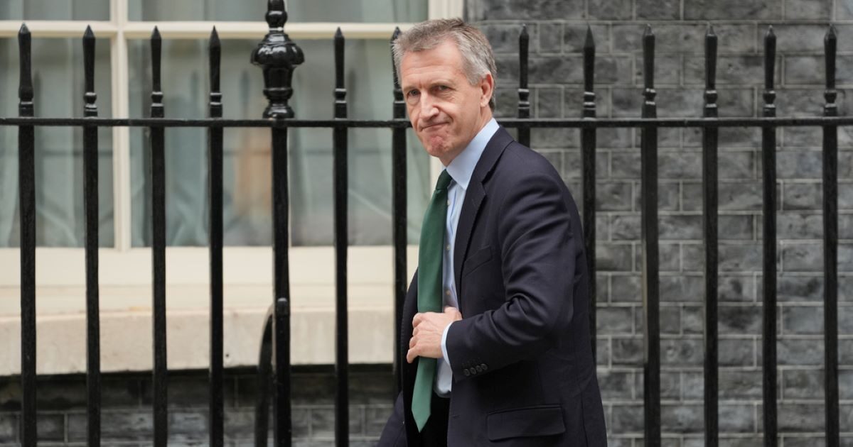 Νταν Τζάρβις: Ποιος είναι ο νέος υπουργός Άμυνας της Βρετανίας - Ο ...